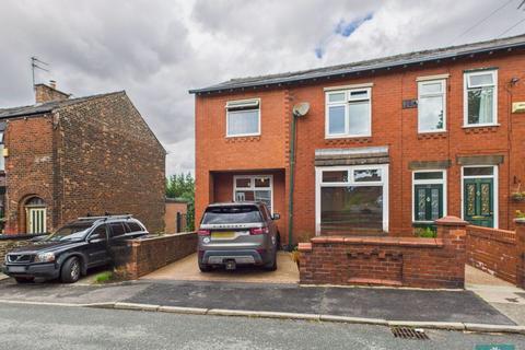 Ferndale Close, Oldham OL4 4 bed semi-detached house - £285,000