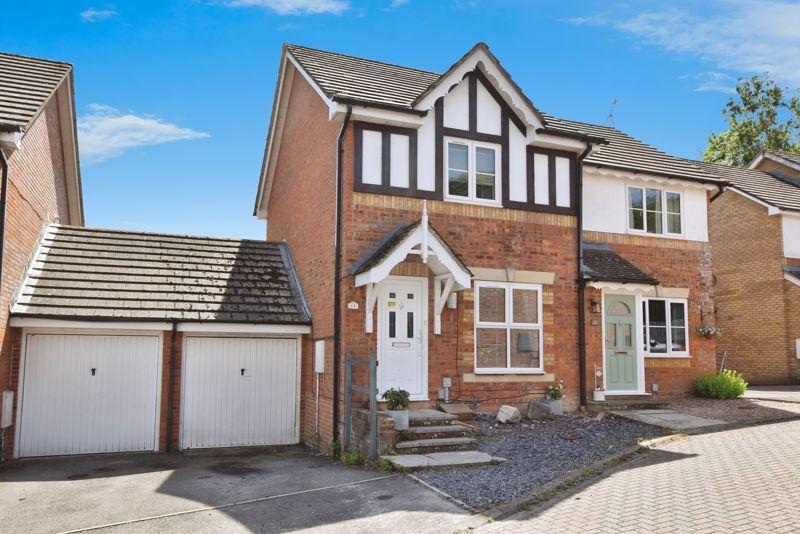 The Oakbournes, Bishopdown ... 3 bed semi-detached house for sale - £ ...
