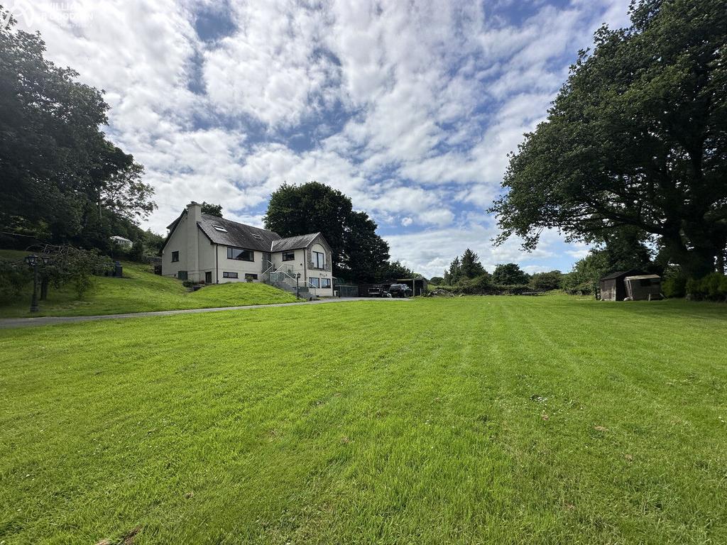 Dob, Tregarth, Gwynedd, LL57 5 bed detached house for sale - £695,000