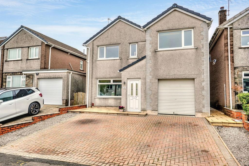 Whitestiles, Workington CA14 4 bed detached house for sale - £250,000
