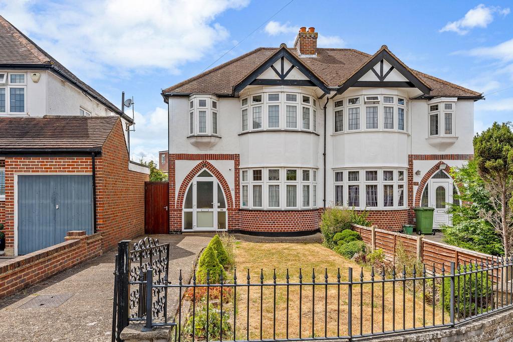 Waverley Road, Stoneleigh KT17 3 bed semi-detached house for sale - £ ...