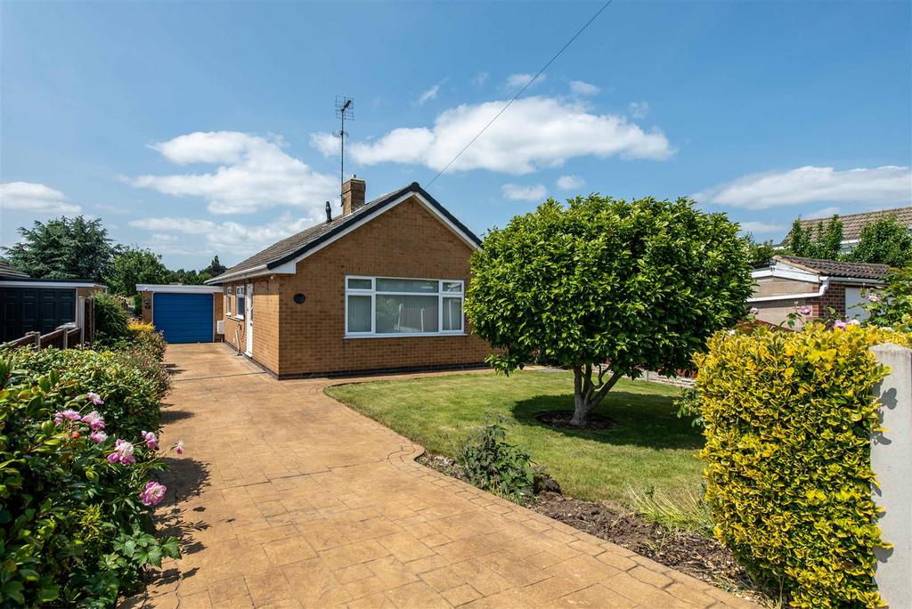Hallam Fields, Derby DE74 3 bed detached bungalow - £315,000