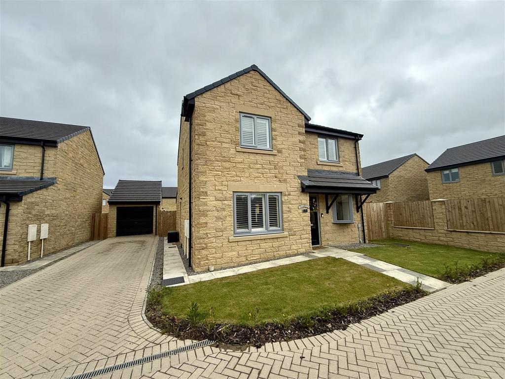 Gill Beck Lane, Darlington 4 bed detached house for sale - £295,000