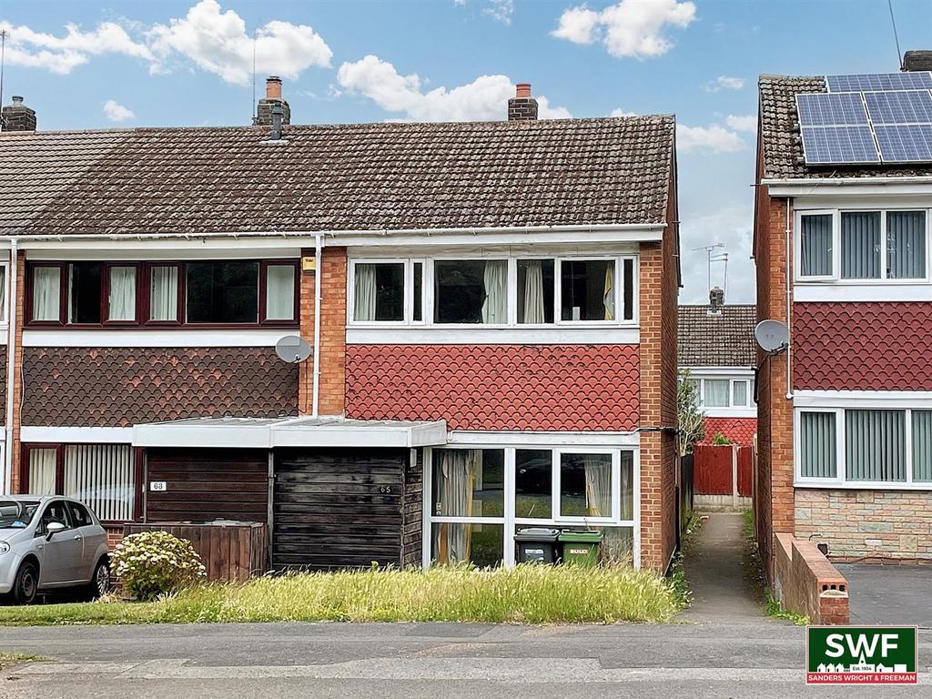 Aspen Way, Wolverhampton 3 bed terraced house - £140,000