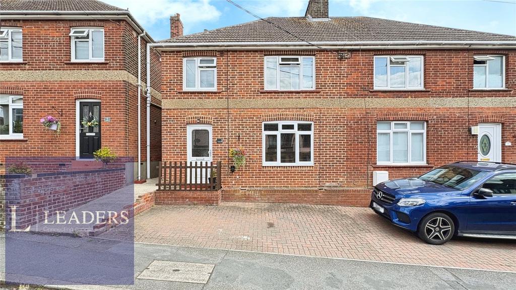 Mallows Field, Halstead, Essex 3 bed semi-detached house - £275,000