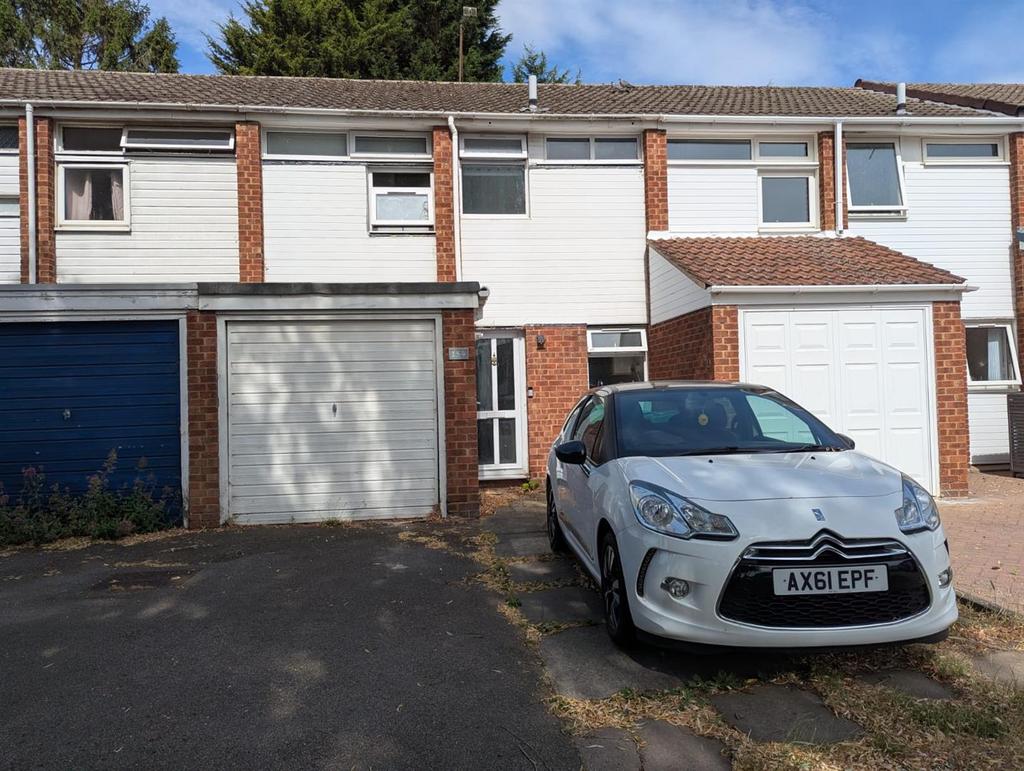 Boswell Drive, Coventry CV2 3 bed semi-detached house to rent - £1,100 ...