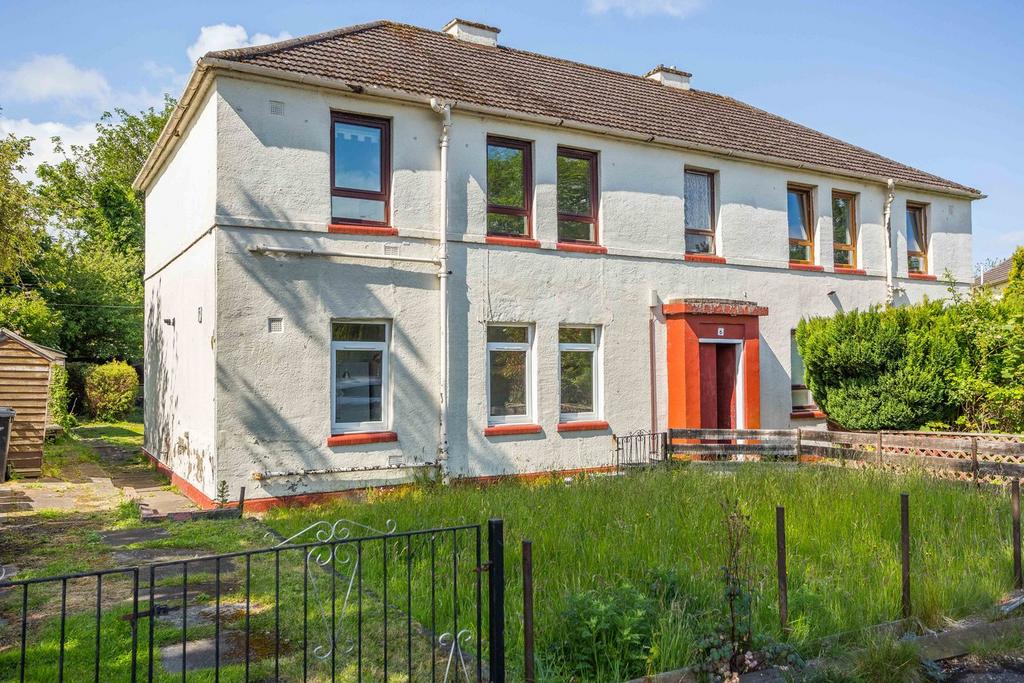 Balgreen Park, Edinburgh, EH12 2 bed flat - £180,000