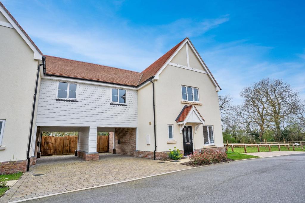 Scholars Close, Felsted CM6 3 bed detached house for sale - £525,000