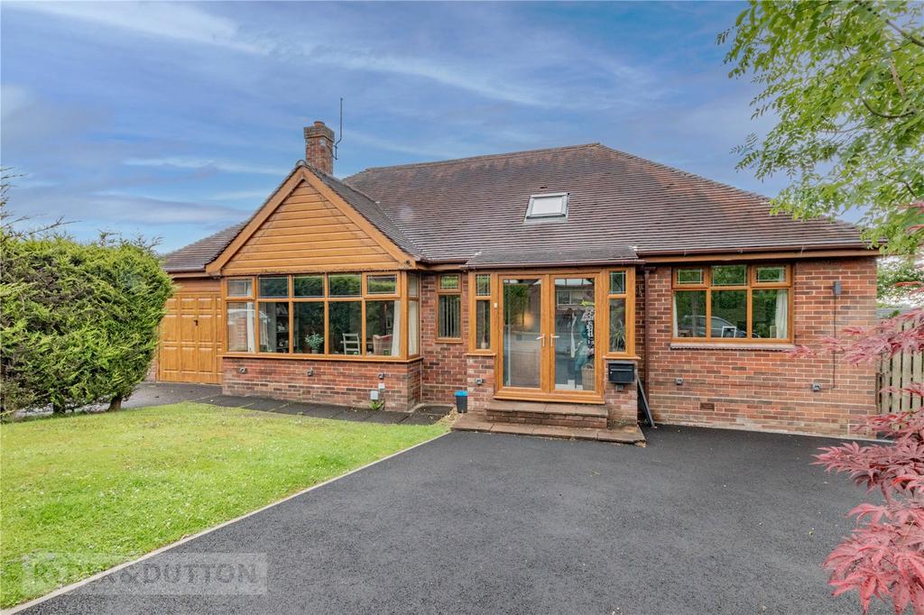Lane Brow, Grotton, Saddleworth, OL4 4 bed detached bungalow for sale ...