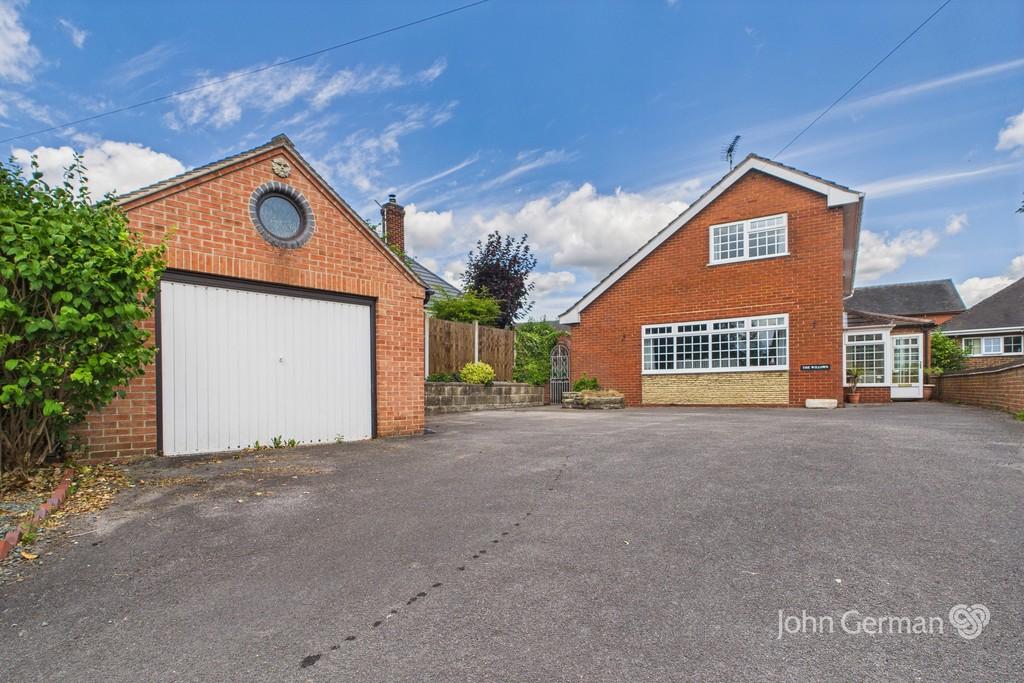 High Street, Stramshall 3 bed detached house for sale - £450,000