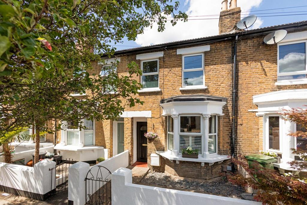 Kingswood Road, Penge, London, SE20 3 bed terraced house for sale - £ ...