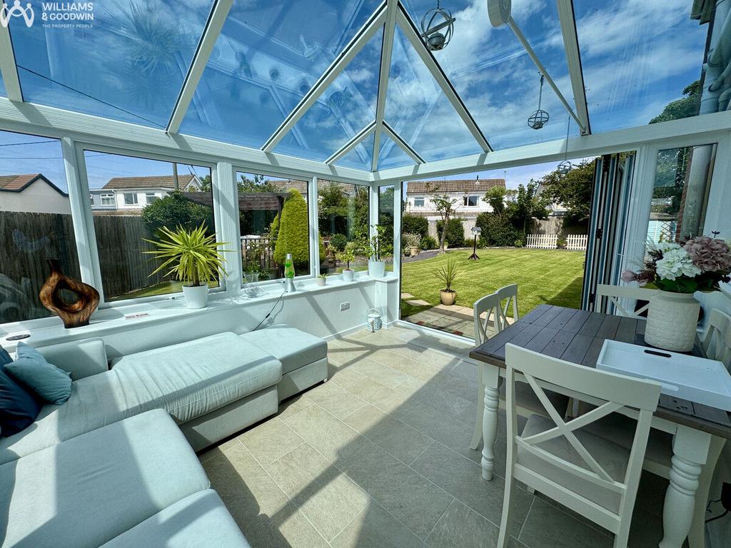 Llys Coedlys, Valley, Anglesey, LL65 4 bed detached house - £460,000