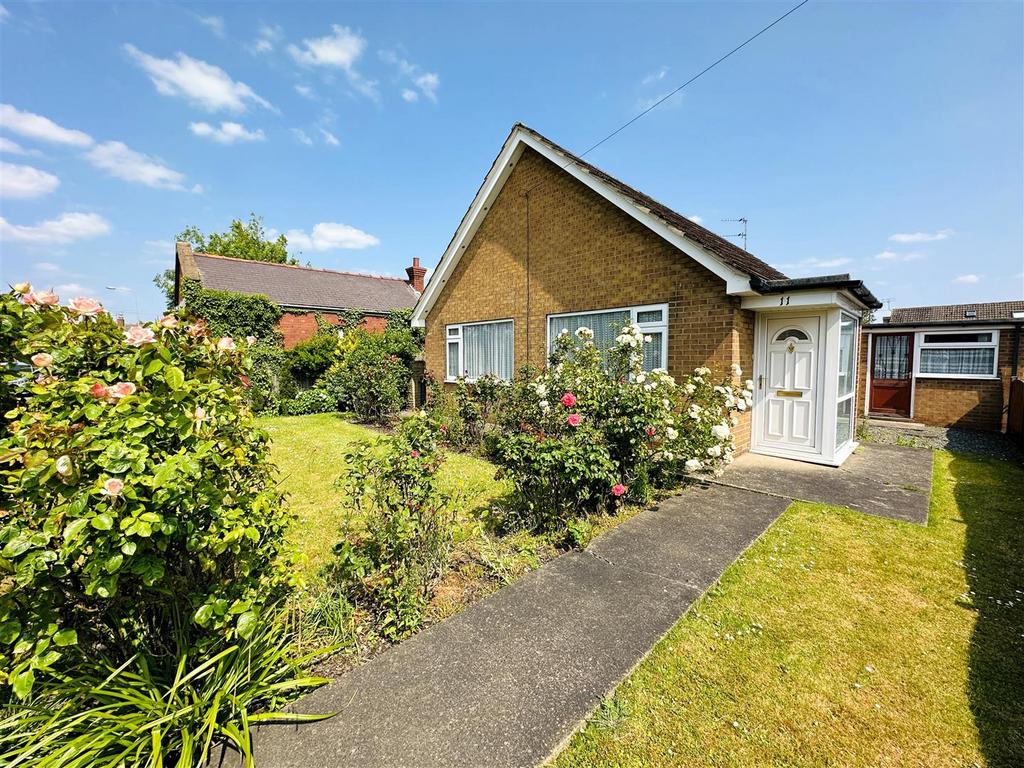 Hull Road, Howden, Goole 3 bed detached bungalow for sale - £230,000