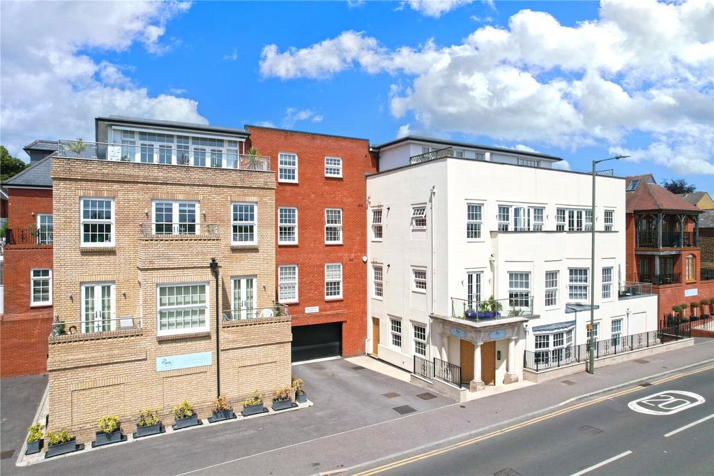 East Street, Farnham, Surrey, GU9 2 bed apartment for sale - £625,000