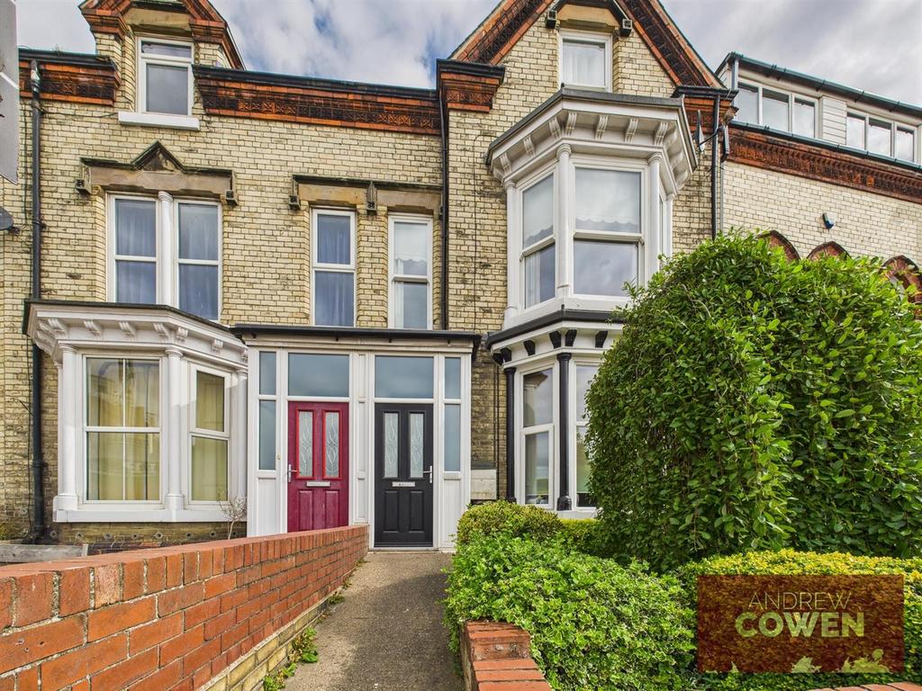 Station Avenue, Filey YO14 3 bed duplex for sale - £169,950