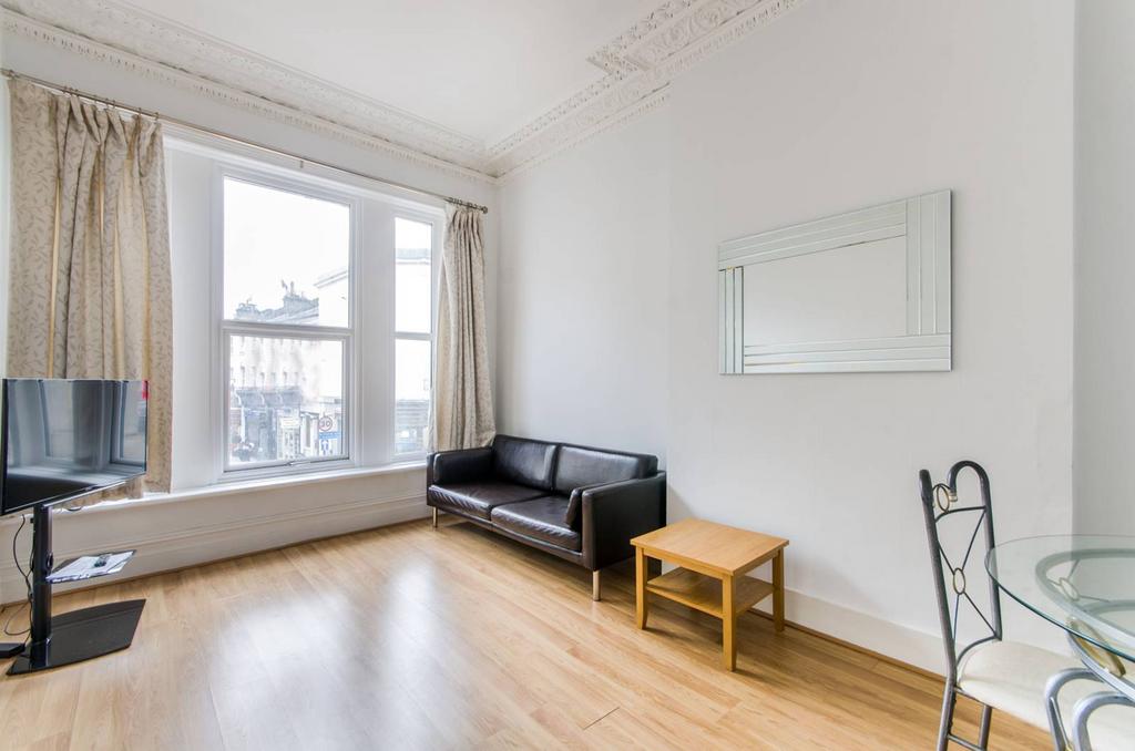 Earls Court Road, Earls Court... 1 bed flat - £2,249 pcm (£519 pw)