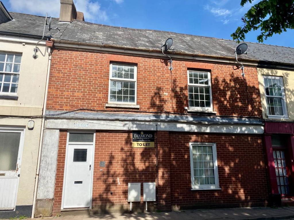 West Exe North, Exe House, EX16 2 bed flat - £775 pcm (£179 pw)