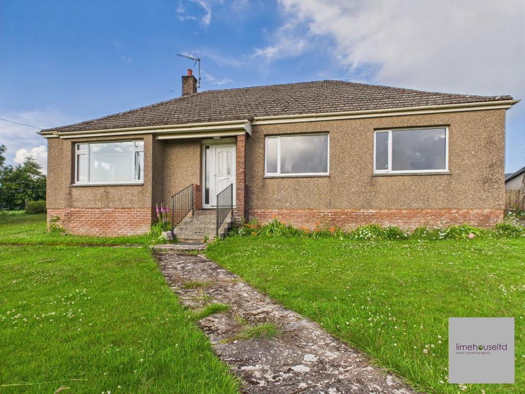 Felton Bungalow, West Linton 4 bed bungalow for sale - £295,000