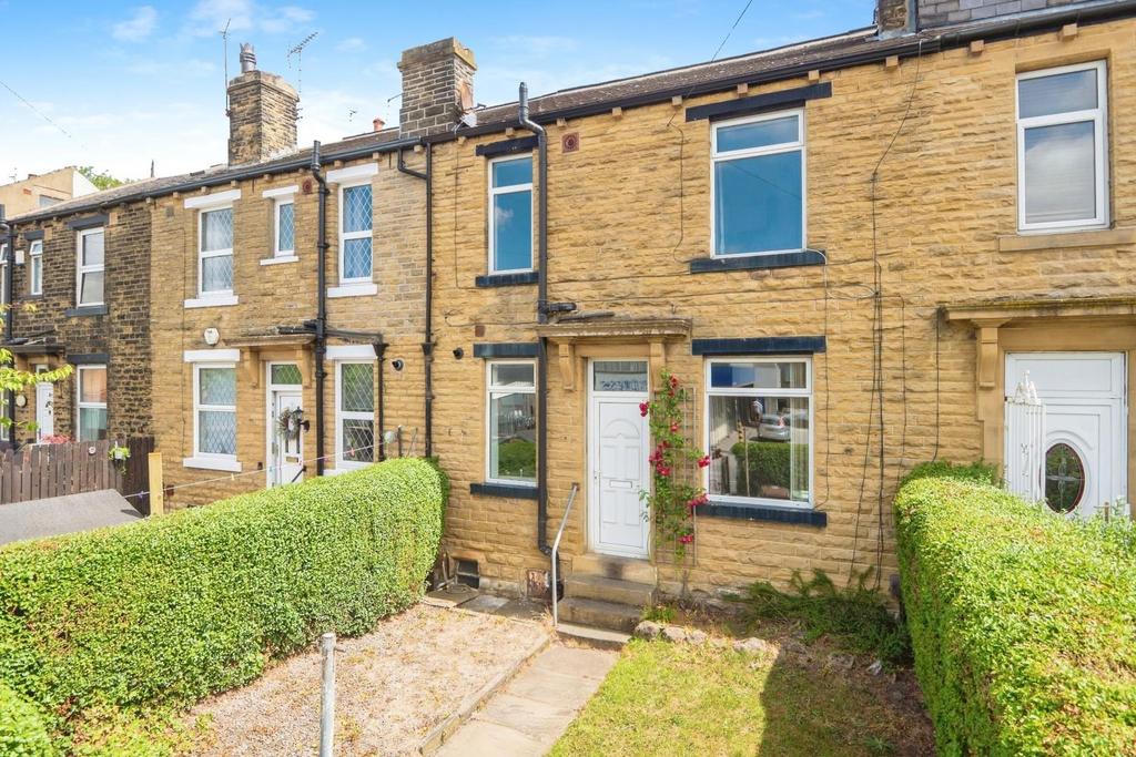 Half Mile Lane, Leeds 2 bed terraced house - £150,000