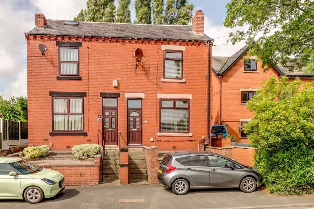 Wigan Lower Road, Wigan WN6 3 bed semi-detached house - £170,000