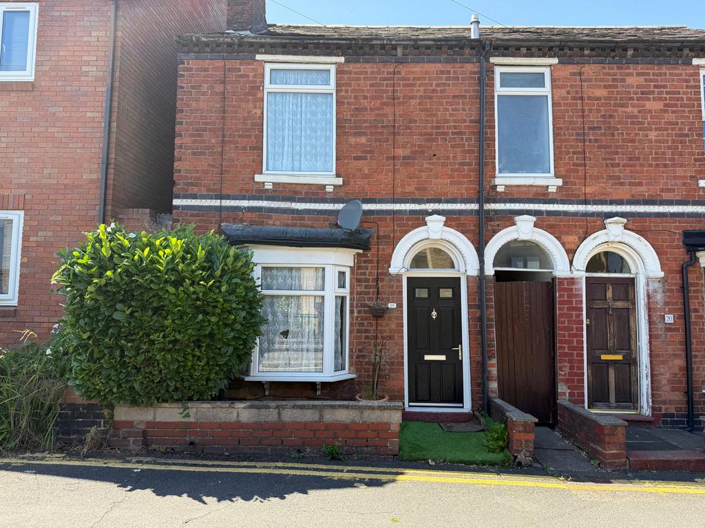 Laurel Lane, Halesowen B63 2 bed terraced house to rent - £1,000 pcm (£ ...