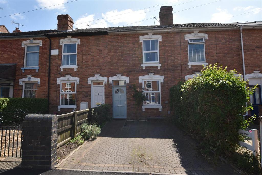 Victoria Street, Worcester WR3 3 bed terraced house - £1,295 pcm (£299 pw)