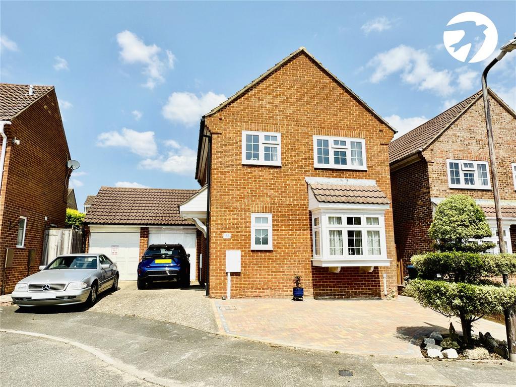 Dawson Drive, Hextable, Kent, BR8 4 bed detached house for sale - £525,000