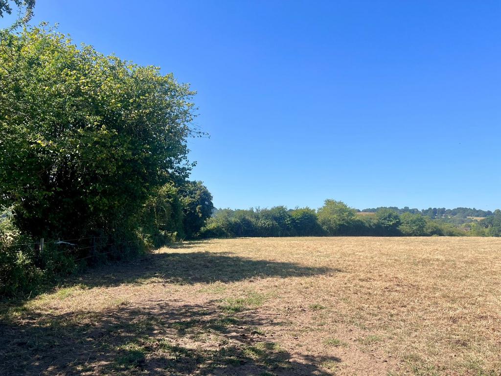 Portway, Upton St. Leonards... Land - £110,000