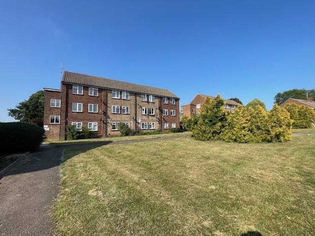 Farm Way, Bushey 2 bed apartment - £299,950