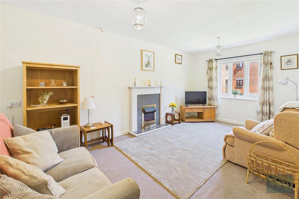 Wharf Court, Melksham SN12 2 bed apartment for sale - £92,500