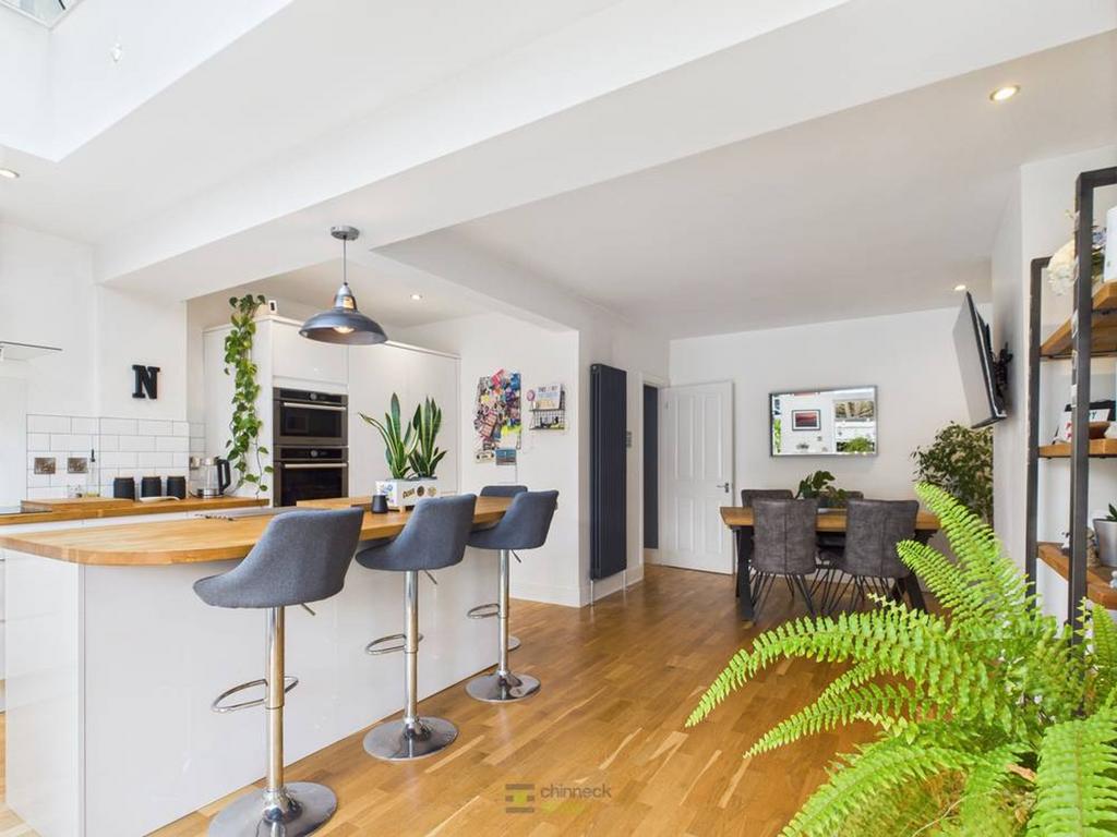Langstone Road, Portsmouth, PO3 3 bed terraced house - £370,000