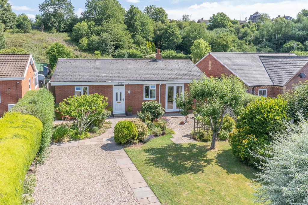 Steventon New Road, Ludlow 3 bed detached bungalow - £340,000