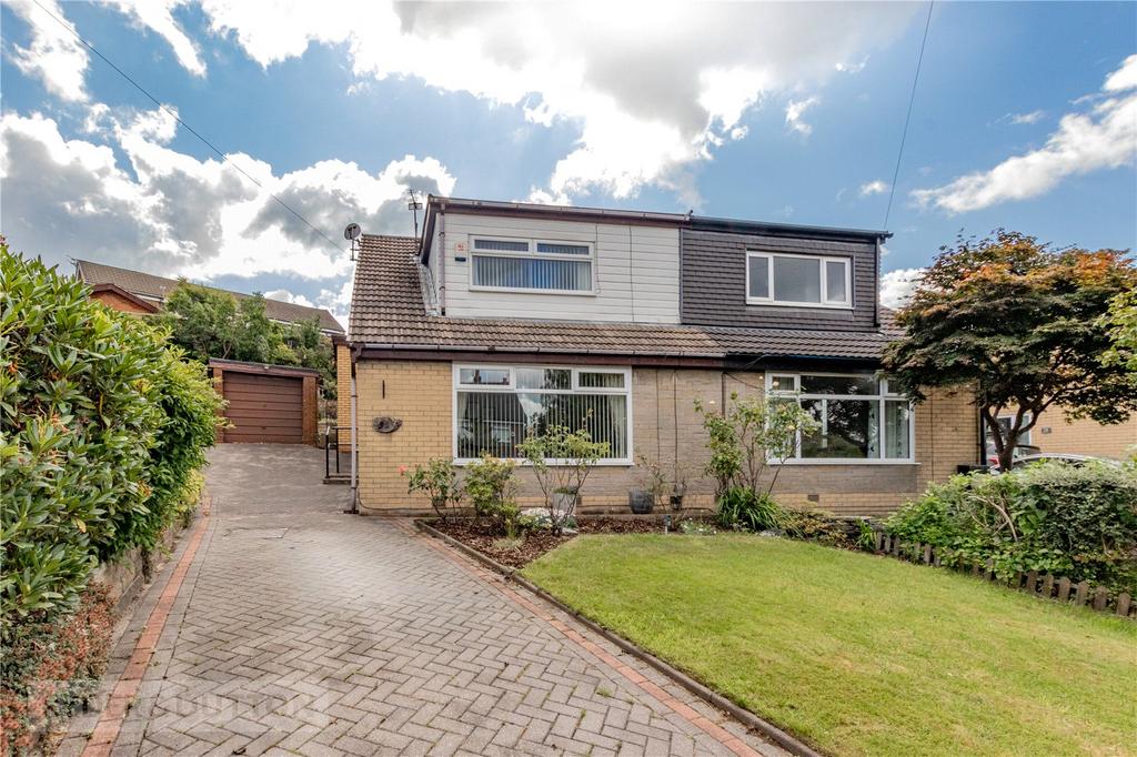 Ashfield Crescent, Springhead... 3 bed semi-detached house - £250,000