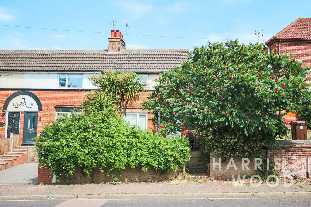 Harwich Road, Colchester, CO4 2 bed end of terrace house - £200,000