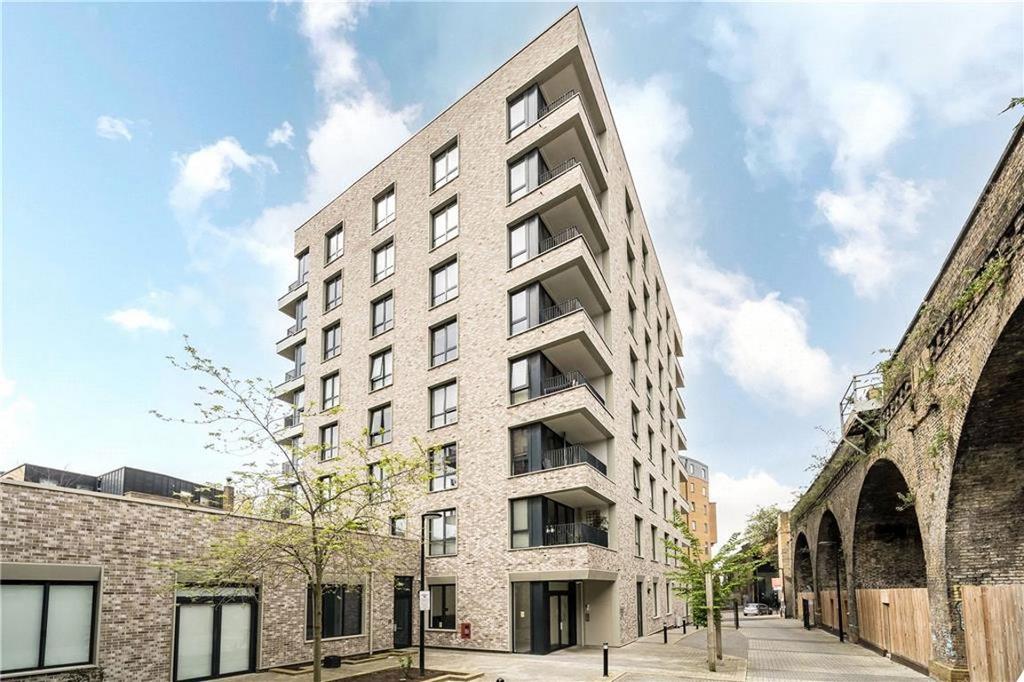Coal Lane, London SW9 1 bed flat - £2,200 pcm (£508 pw)