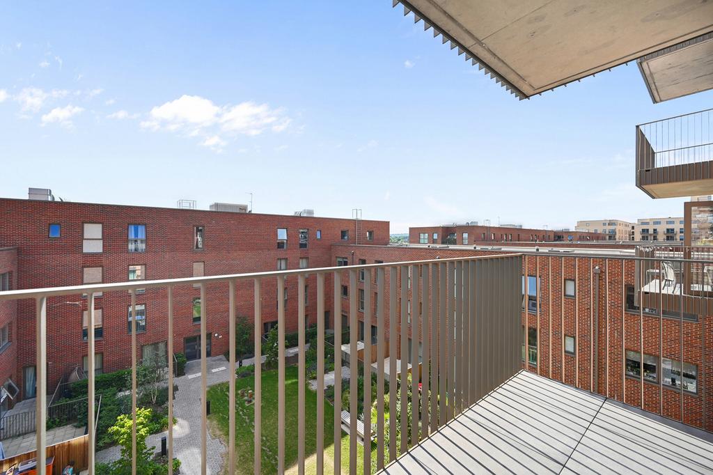 Hargrave Drive, Harrow, HA1 1 bed apartment for sale - £300,000