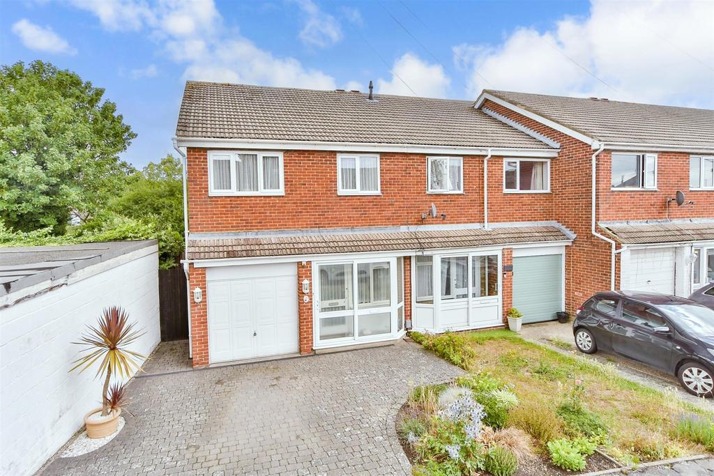 Wilmington Way, Rainham, Gillingham... 3 bed end of terrace house for ...