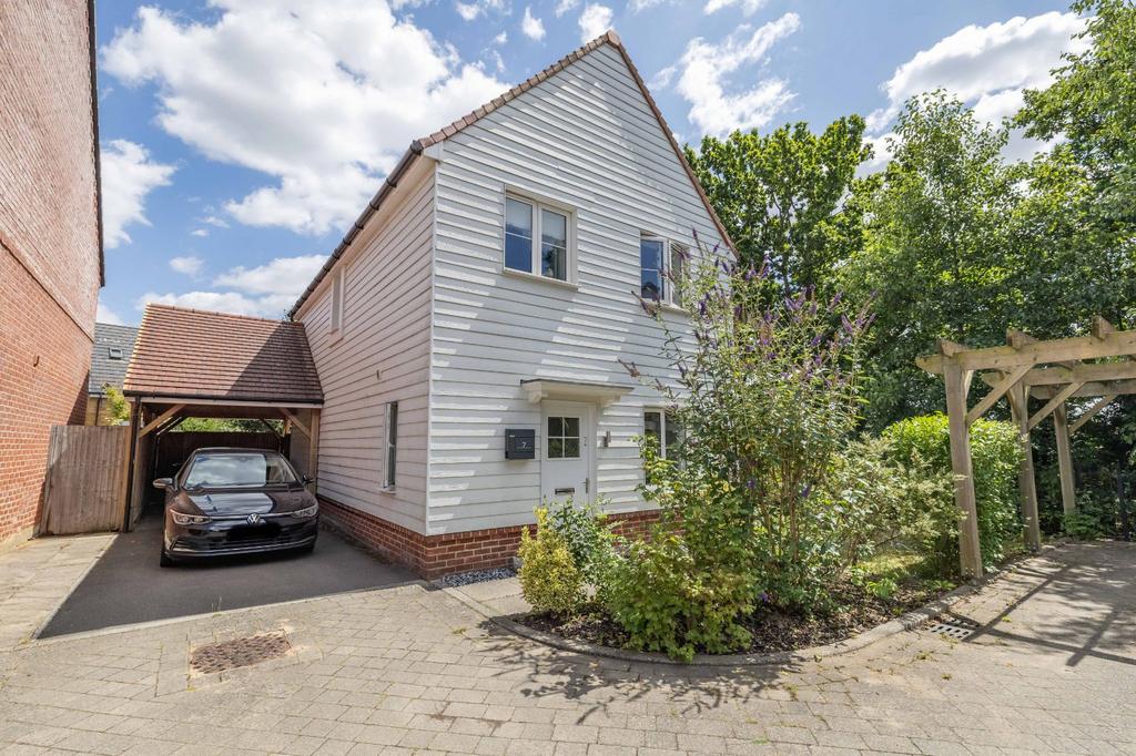 Harry Saunders Lane, Ashford, TN23 3 bed detached house for sale - £375,000