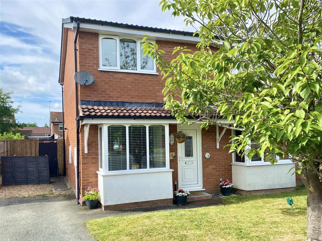 4 Walsham Close, Radbrook Green... 2 bed semi-detached house for sale ...