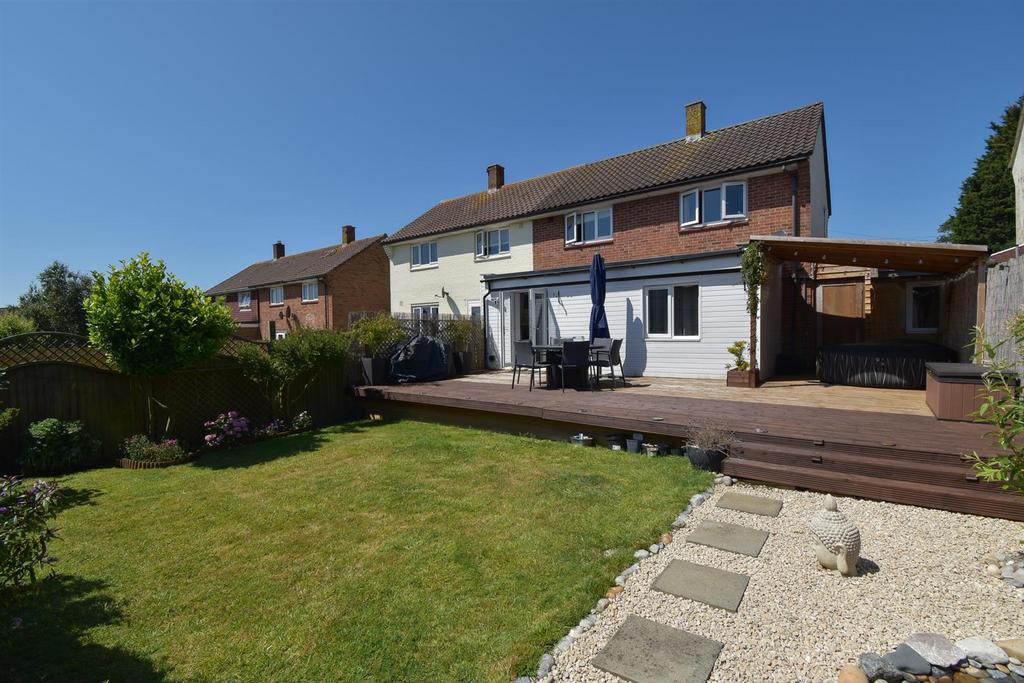 Wishing Tree Road, St. Leonards-On-Sea 4 bed semi-detached house - £300,000