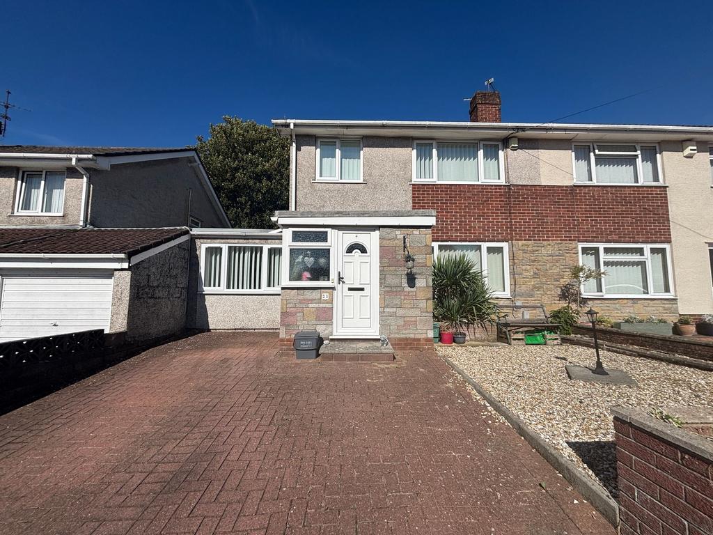Field View Road, Barry, CF63 3 bed semi-detached house for sale - £220,000