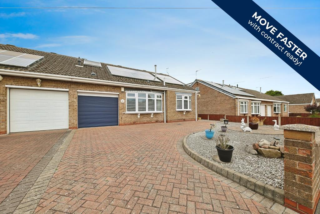 Well Lane, Willerby, Hull, HU10 6HT 3 bed semi-detached bungalow for ...
