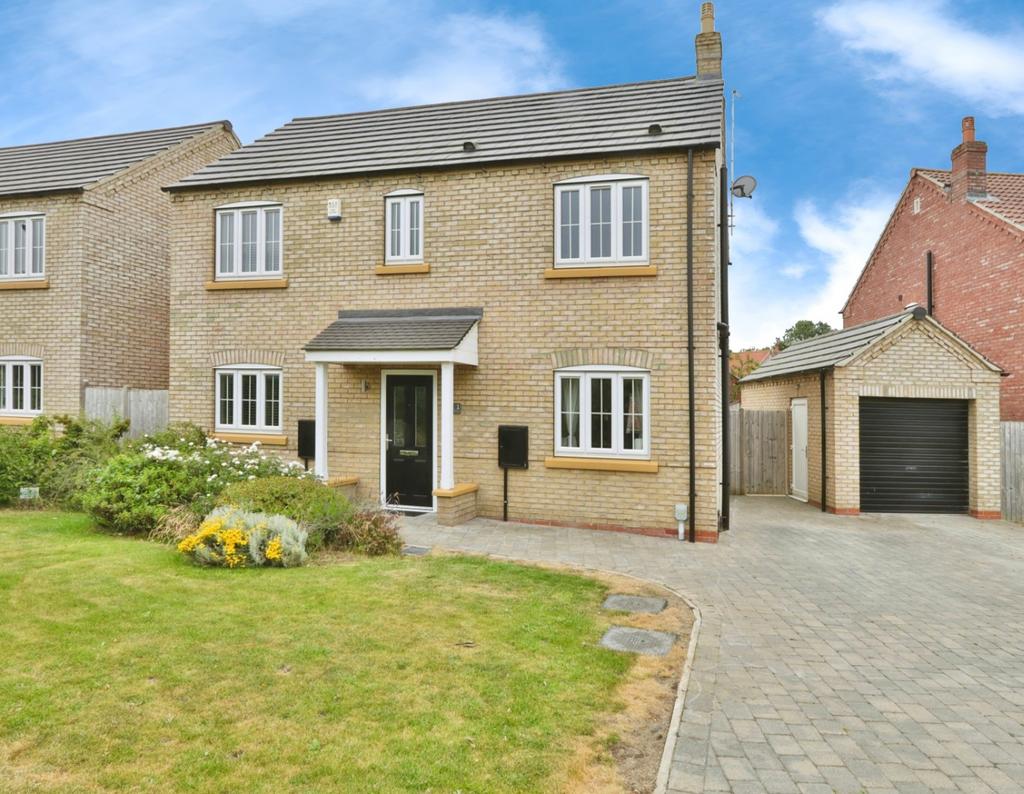 Beaumont Drive, Beverley, HU17 8GT 3 bed detached house for sale - £340,000