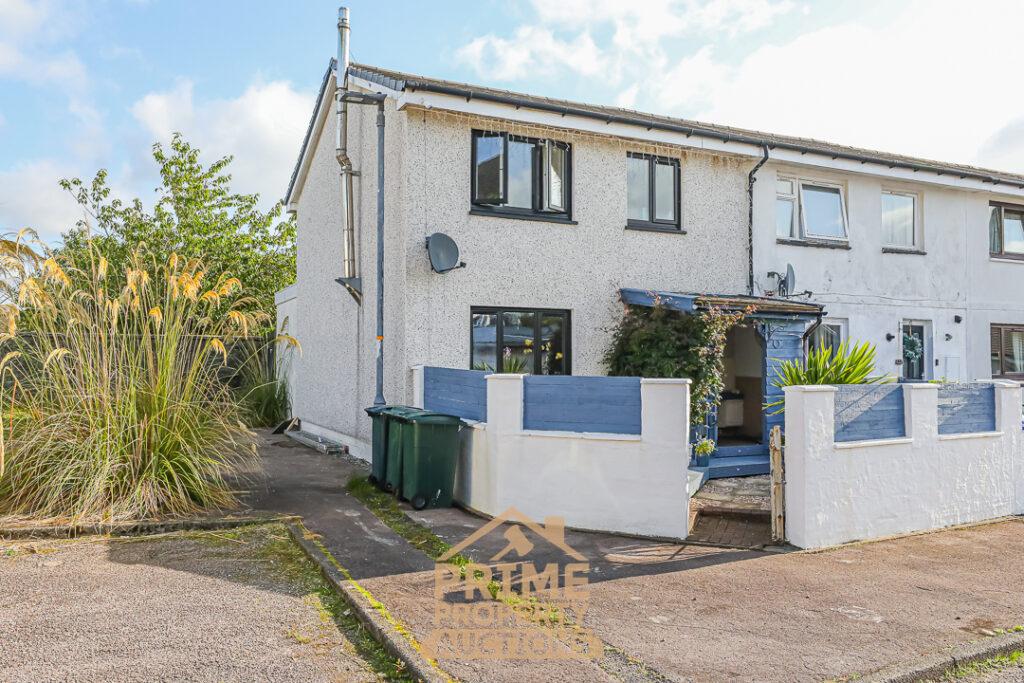 John Street, Dunoon PA23 4 bed terraced house - £125,000