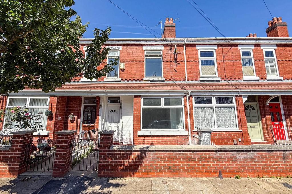 Taylors Road, Stretford, Manchester, M32 3 bed terraced house - £1,200 ...