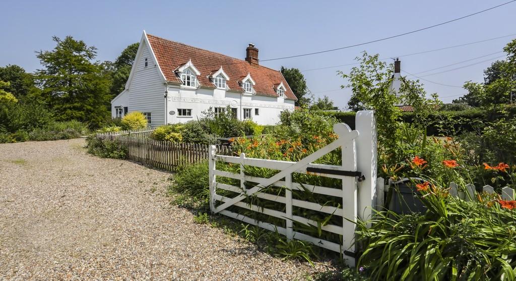 Wilby, Eye 4 bed detached house - £850,000