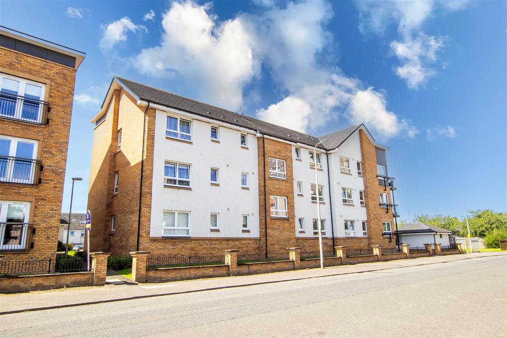 Babbage Court, Motherwell 1 bed flat - £105,000