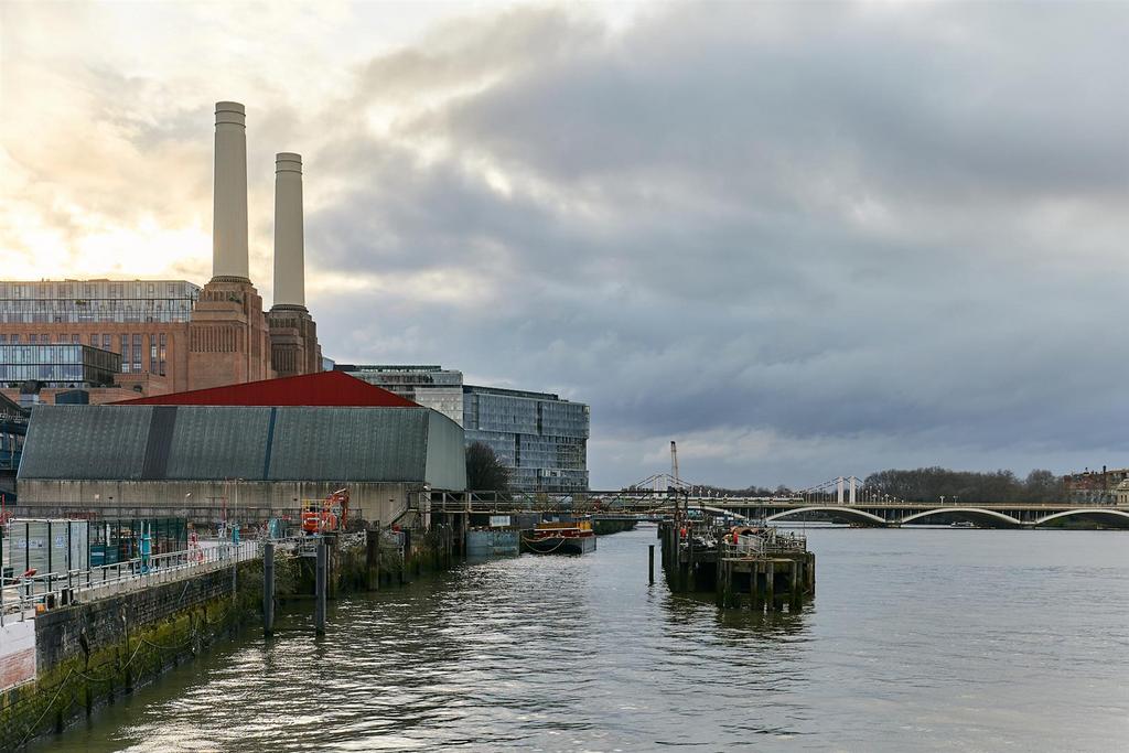 Nine Elms Pier, Nine Elms, SW11 1 bed houseboat for sale - £110,000