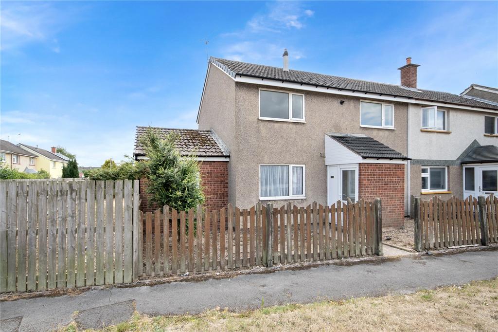 Sandringham Court, Bircotes... 4 bed end of terrace house for sale - £ ...