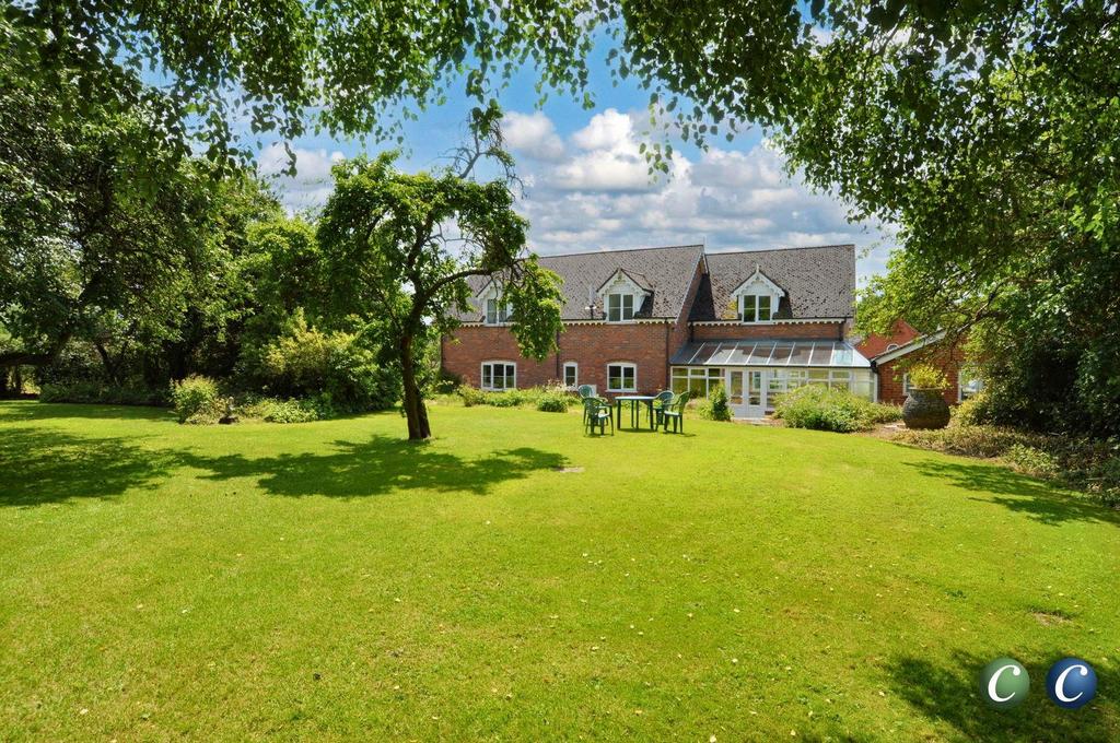 Brook House Farm, Dagdale, Bramshall 5 bed farm house for sale - £1,000,000